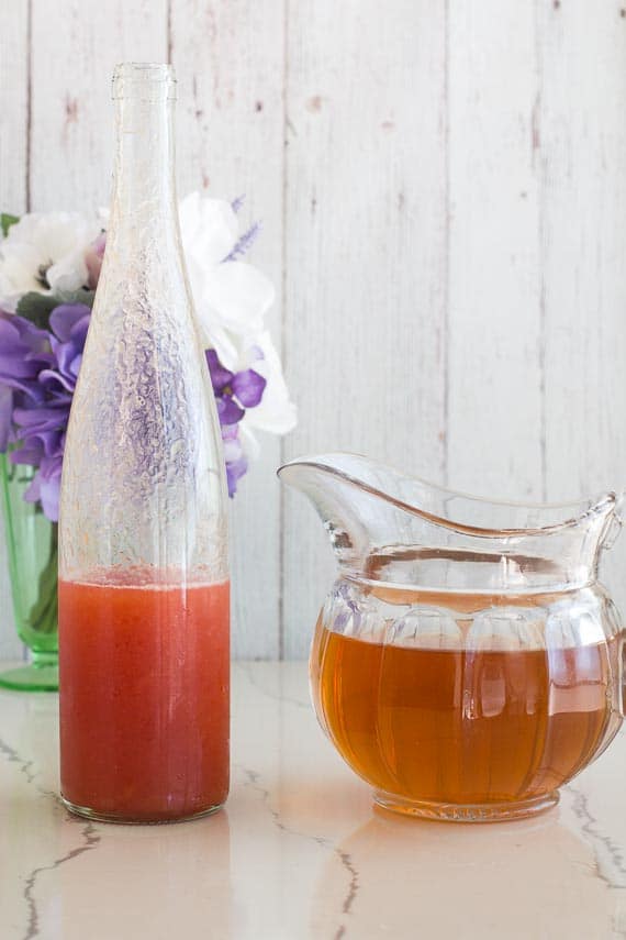 Low FODMAP Peach Iced Tea - FODMAP Everyday