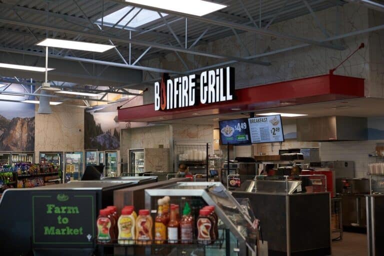 6 Gas Station Chains With Food So Good It's Worth Driving Out Of Your ...