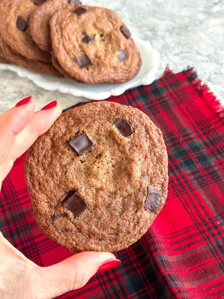 Low FODMAP Gingerbread Chocolate Chunk Cookies - FODMAP Everyday