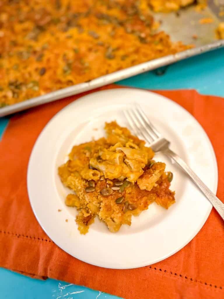 Low FODMAP Sheet Pan Pumpkin Mac and Cheese - FODMAP Everyday