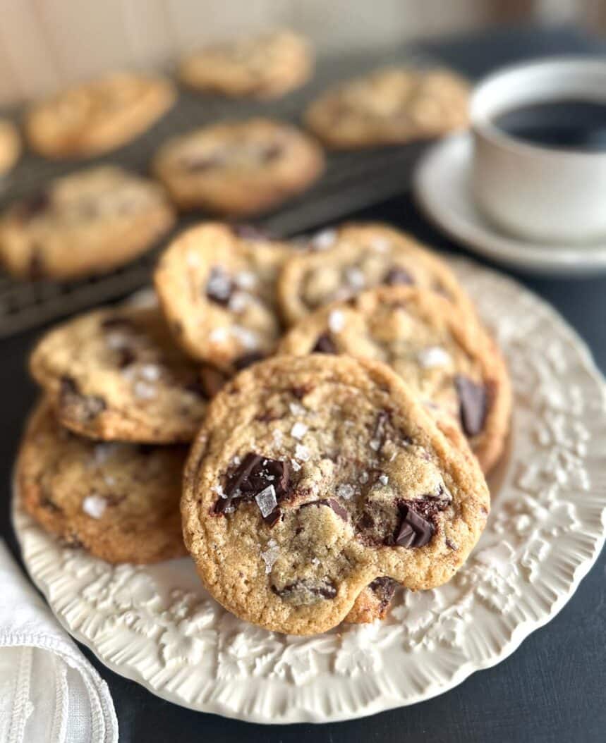 Low FODMAP Tahini Chocolate Chunk Cookies - FODMAP Everyday