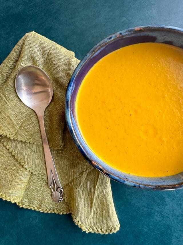 Low FODMAP Roasted Carrot Tahini Soup - FODMAP Everyday