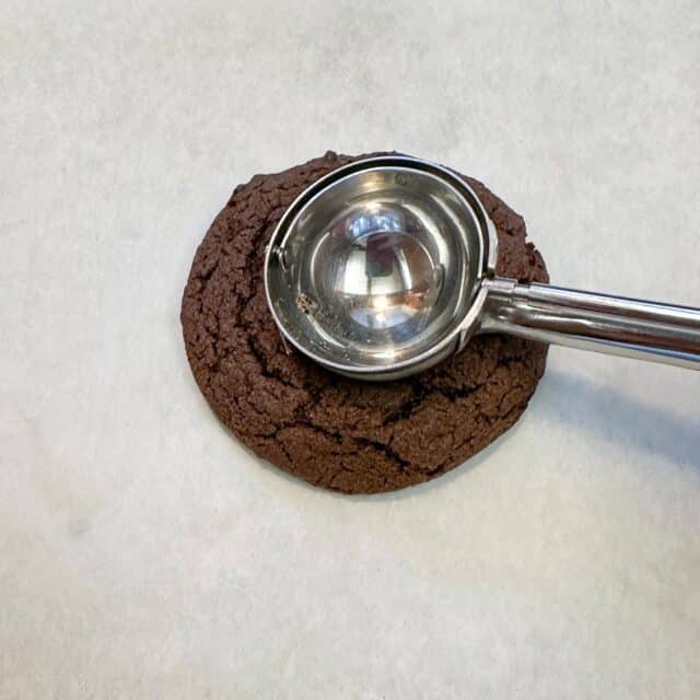 Low FODMAP Peanut Butter Stuffed Chocolate Ganache Cookies - FODMAP ...