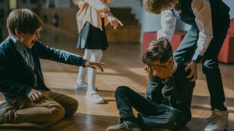 12 Clear Signs You've Raised a Spoiled Child, And How to Fix It ...