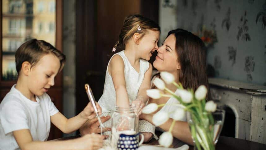 12 Clear Signs You've Raised a Spoiled Child, And How to Fix It ...