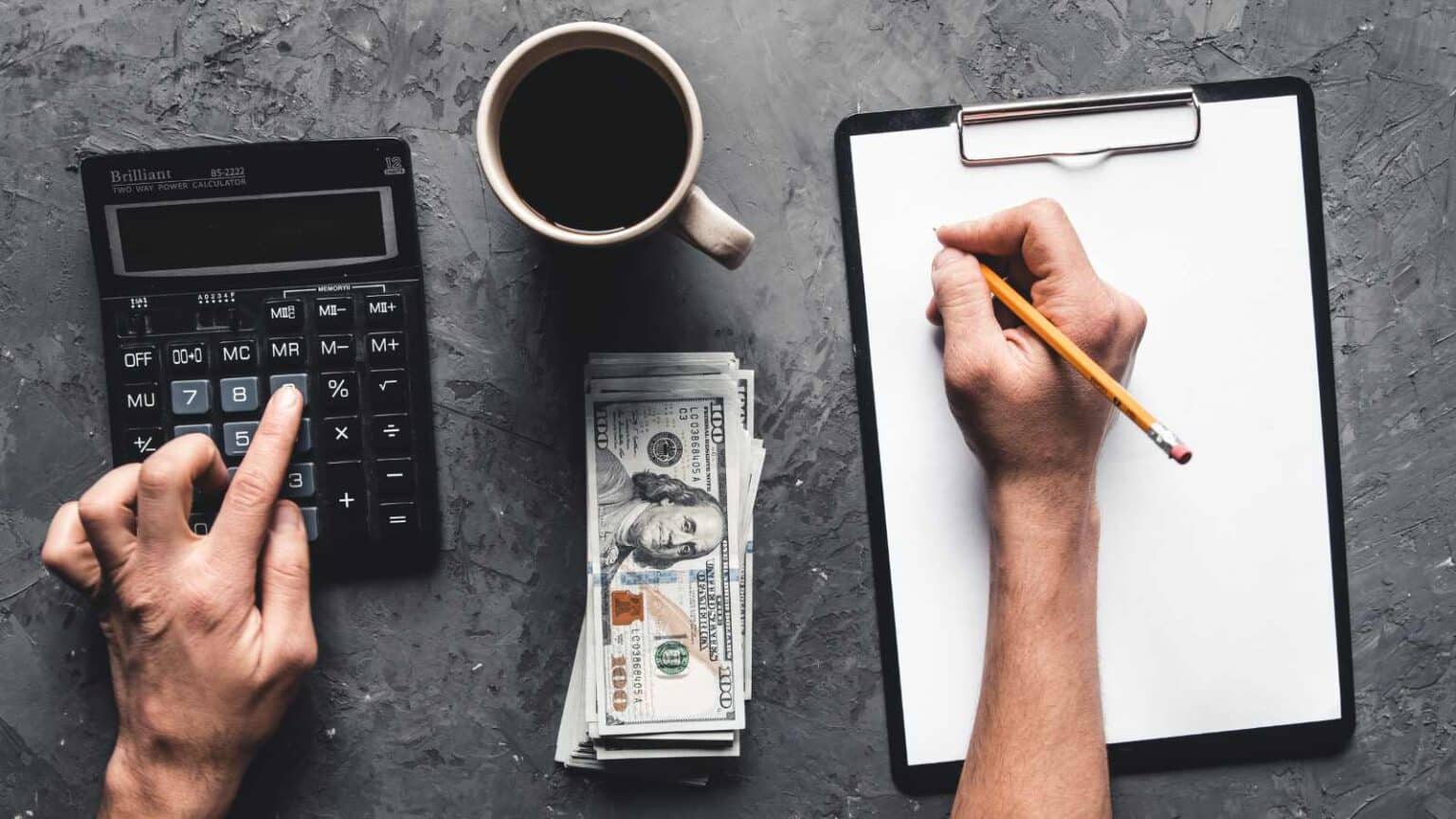 Why 70% of Americans are struggling financially — the 12 culprits ...