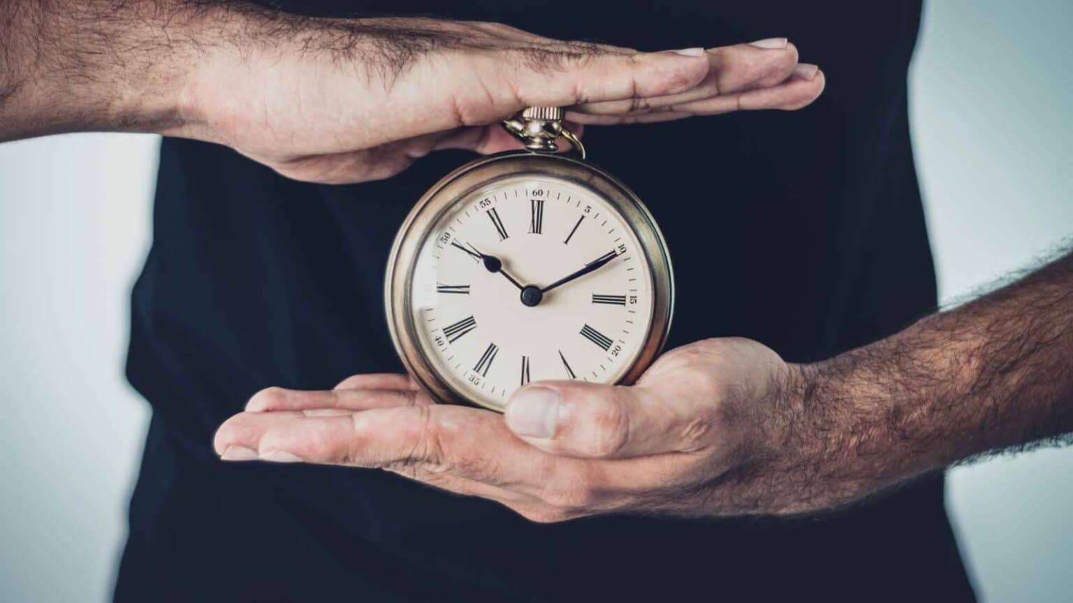 According to psychology, people who are always on time share these 12 ...