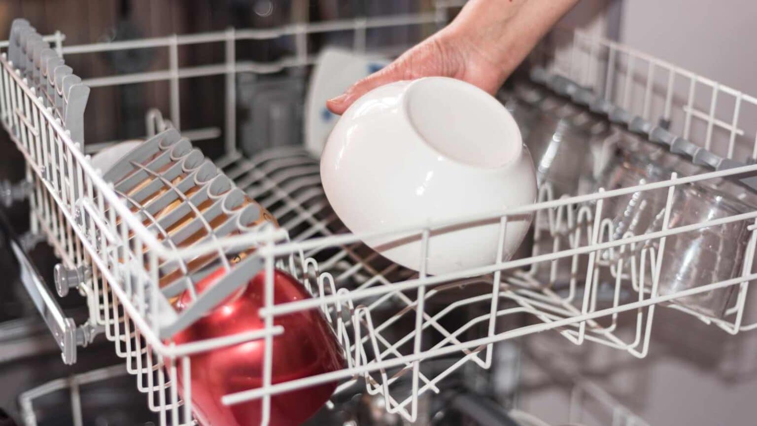 17 common dishwasher mistakes you didn’t know were destroying it ...