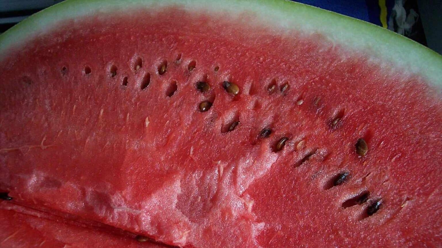 10 fruits that support healthy red blood cell production - FODMAP Everyday