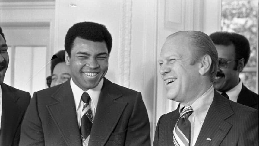 10 of the World’s Most Iconic Smiles (and Why They Stuck With Us ...
