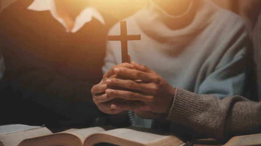 8 ancient evidence pieces that prove Jesus Christ existed - FODMAP Everyday