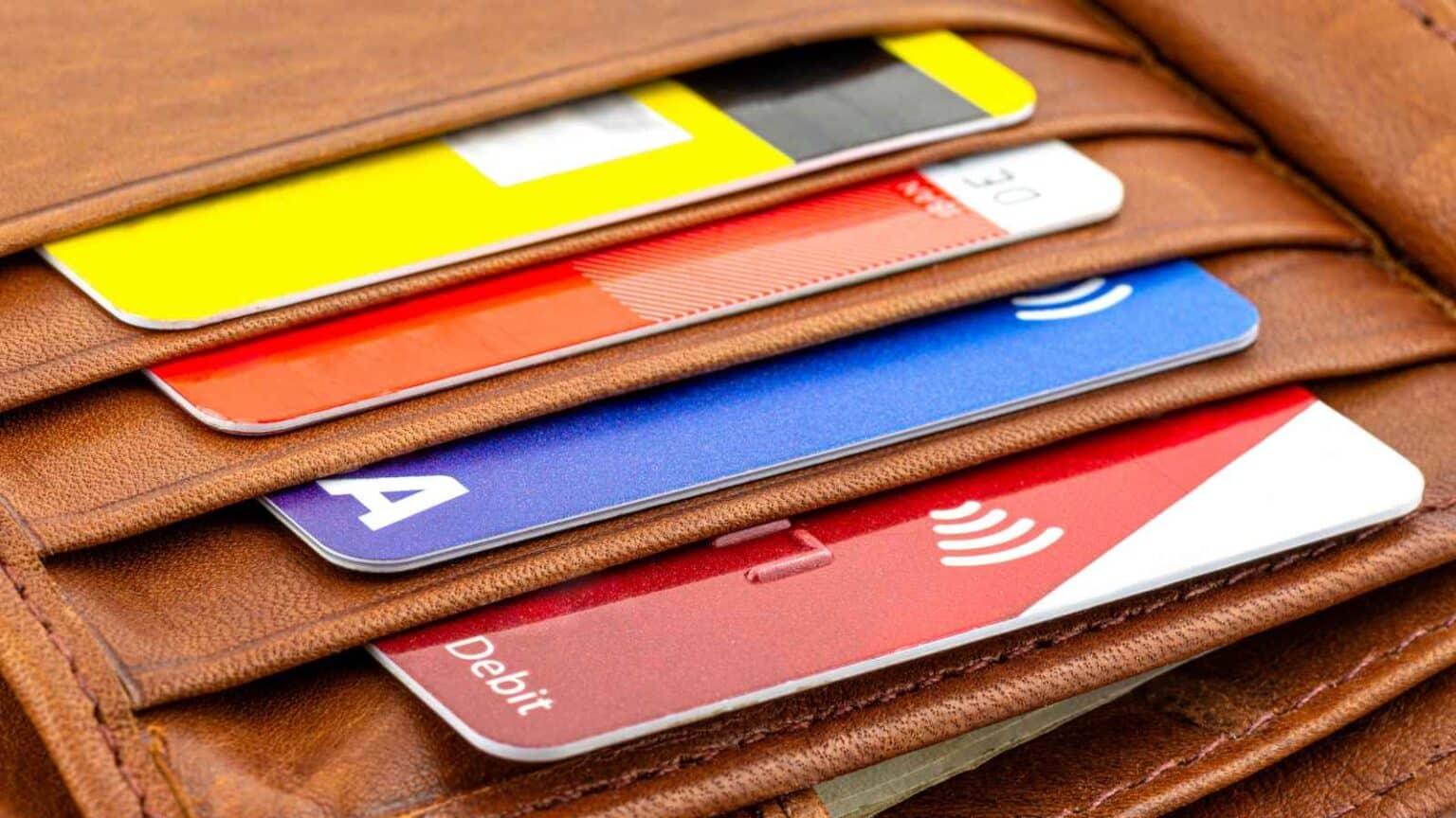 I’m a bank teller: 7 reasons not to keep more than $3K in your checking ...