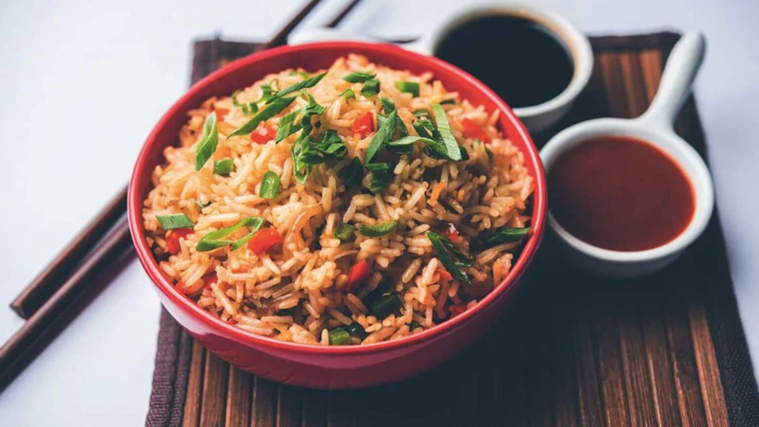 9 reasons you should never store cooked rice in the fridge (without ...