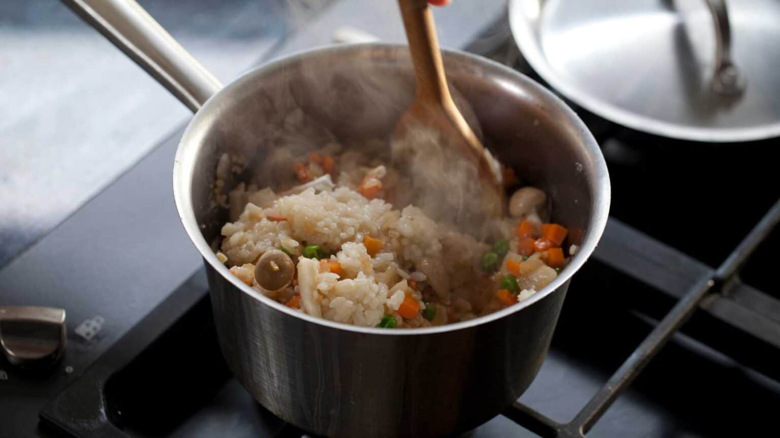 10 ways to store your cooked rice safely - FODMAP Everyday