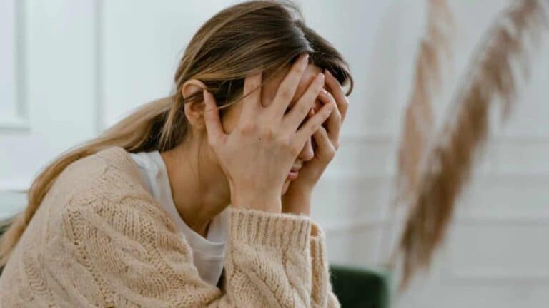 12 unhealthy traits common among people who are angry or harsh - FODMAP ...