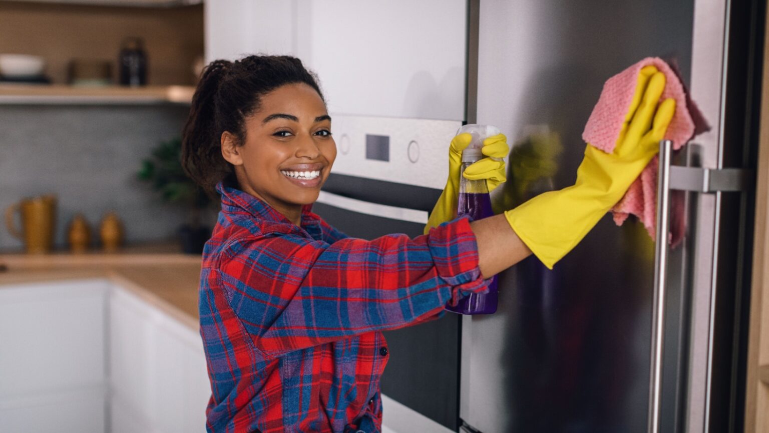 Why You Should Clean Out Your Fridge More Often Than You Think - FODMAP ...