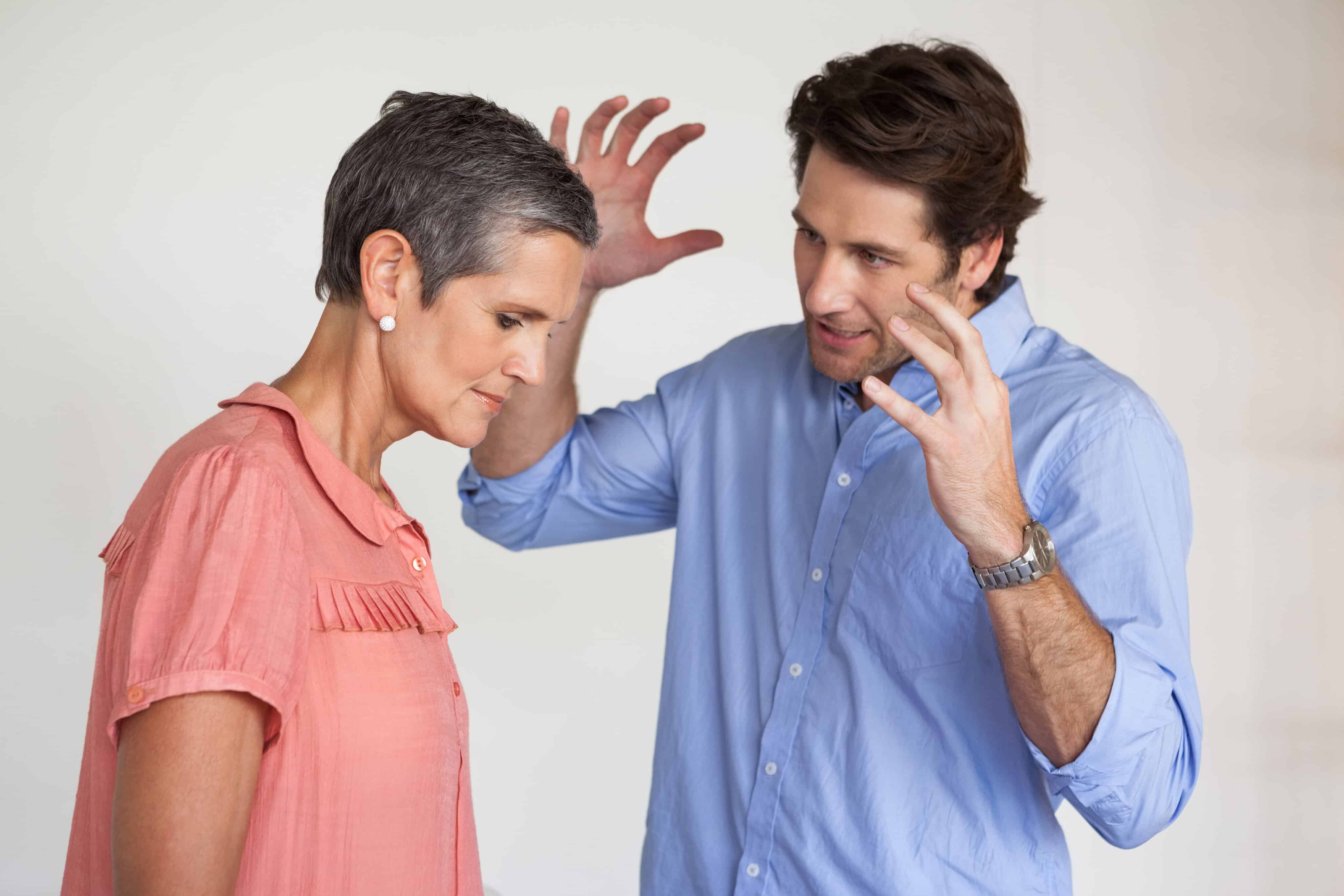 8 behaviors that expose a man isn’t a good person, no matter how ...