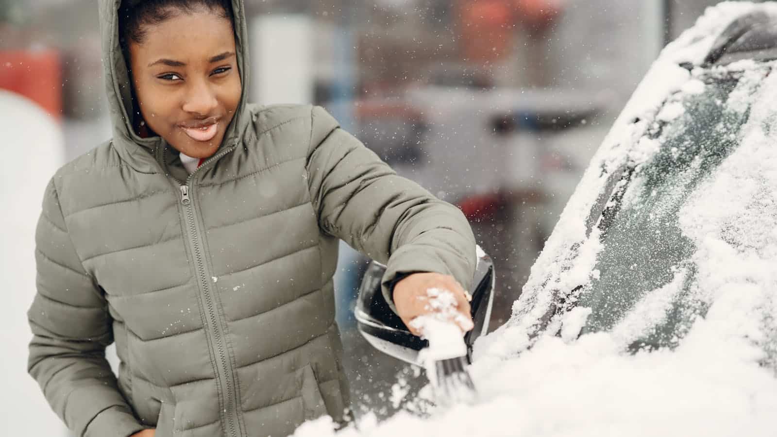 12 things to always keep in your car for emergencies this winter ...
