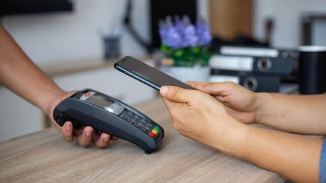 I’m a bank teller: 7 reasons not to keep more than $3K in your checking ...